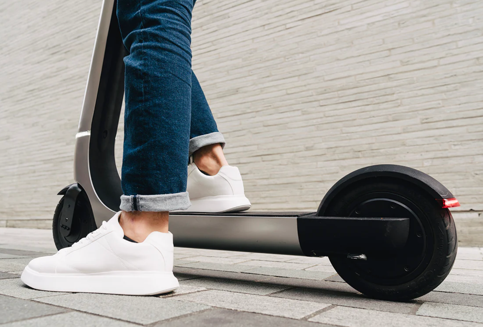 How Bo Is Leading the Charge in the Electric Vehicle Revolution